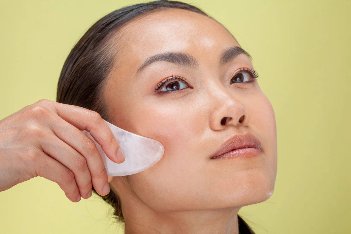 How to Give Yourself a Gua Sha Massage - Dr Geetika – SkinbydrG